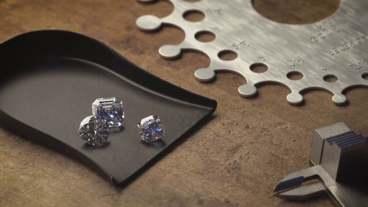 Diamond Screening at Stuller - YouTube