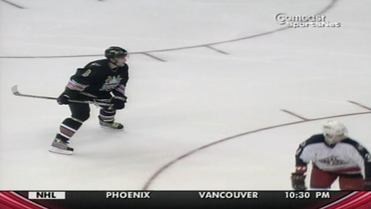 October 5, 2005: Alex Ovechkin scores first NHL goal - YouTube