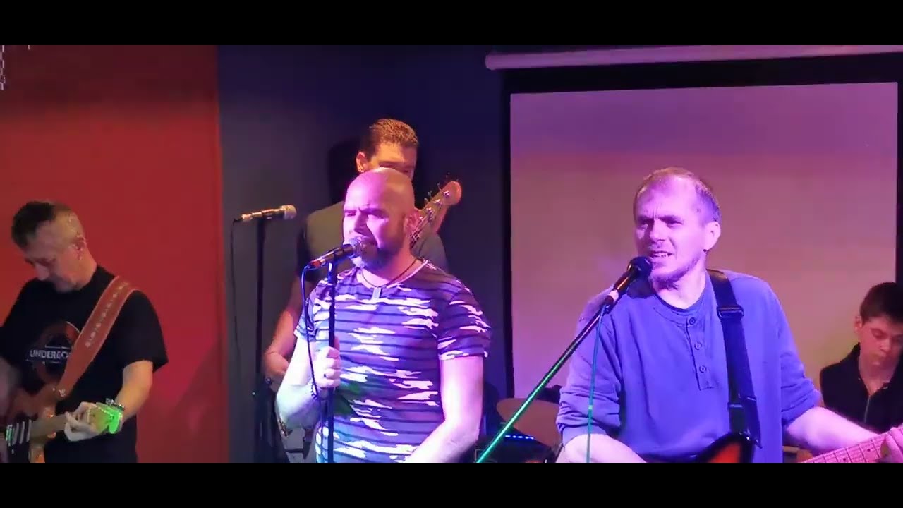 Tóth Zoltán András-"eredeti" Republic&Kék és Narancssárga Produkció ...