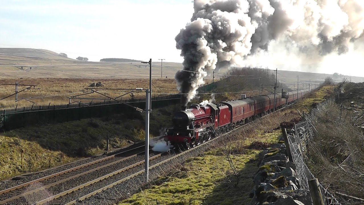 Galatea the Lady in Red - YouTube