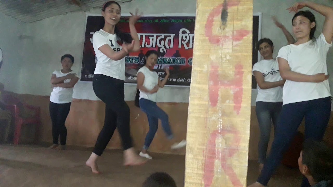 Most dangerous kristian dance in nepal.... - YouTube