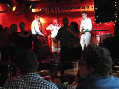 Ana Bon Bon I 'aint Got Nobody - YouTube