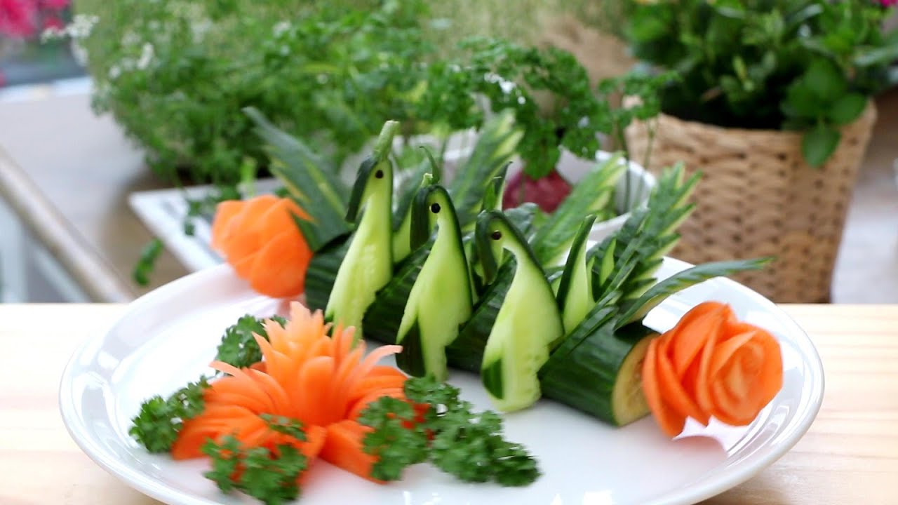 Art In Vegetable Carving into Swan & Carrot Flower - YouTube