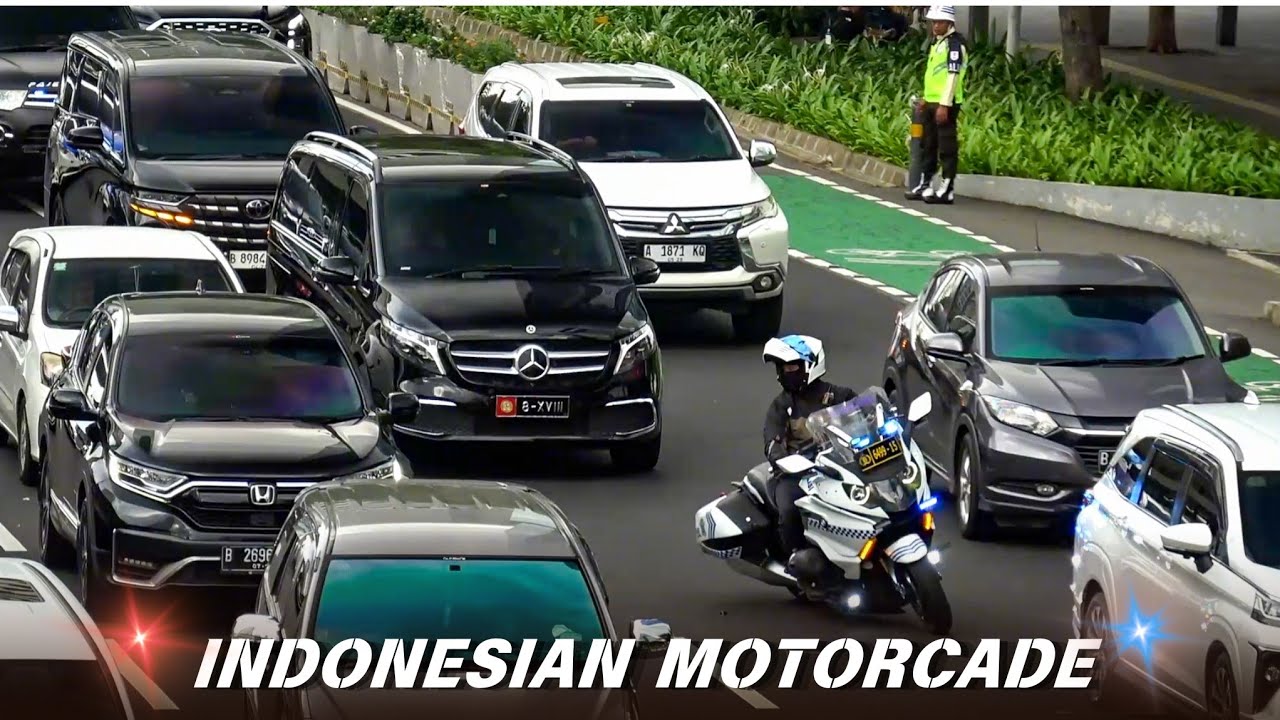 VIP ESCORT IN TRAFFIC JAMS‼️ INDONESIAN MOTORCADE - YouTube