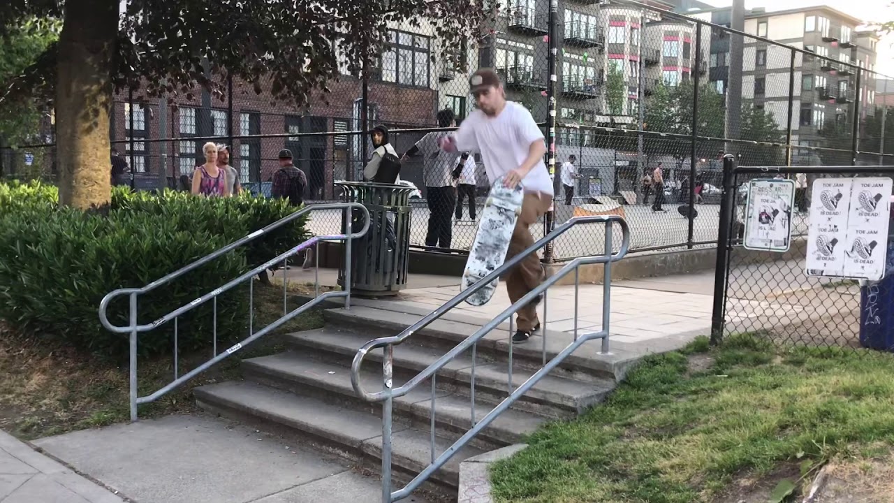 Longacres goes to Seattle - YouTube