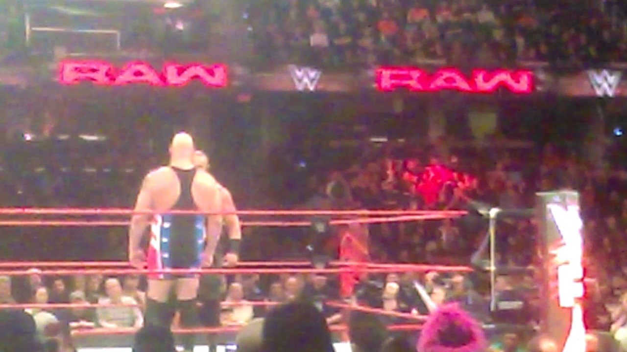 Big show Returns 2017 And confronts Braun strowmaun - YouTube