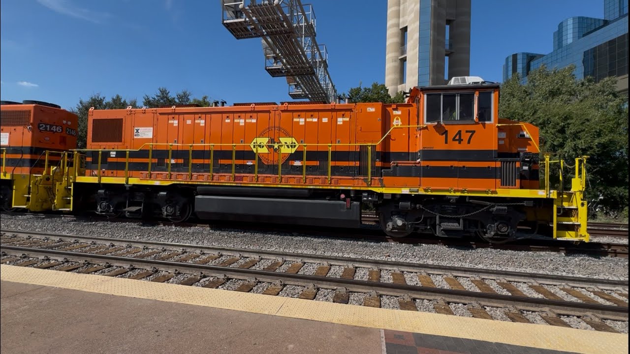 “Incredible DGNO RP20BD” Lead’s The Dallas Local Through Union Station ...