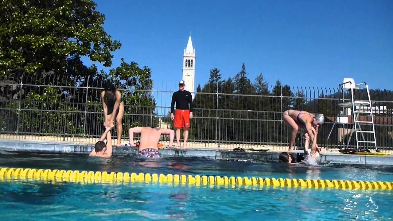 Lifeguarding Drill: Extrication 2-Person Removal, Deep Water, Victim on ...