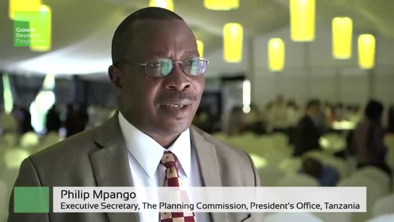 Philip Mpango on Economic Transformation in Tanzania #TZGrowth - YouTube