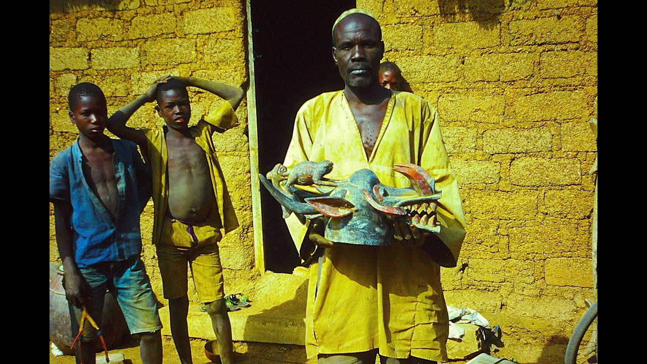 Une visite chez les Sénoufo - Côte d'Ivoire 1997 / Daily life in the ...