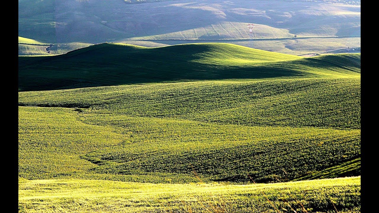 Spring Hills by F.Laroccia-National Geographic©® - YouTube