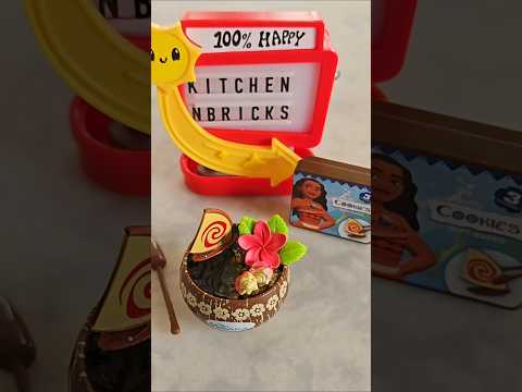 Making A Moana Smoothie Bowl #moana #minibrands #disney