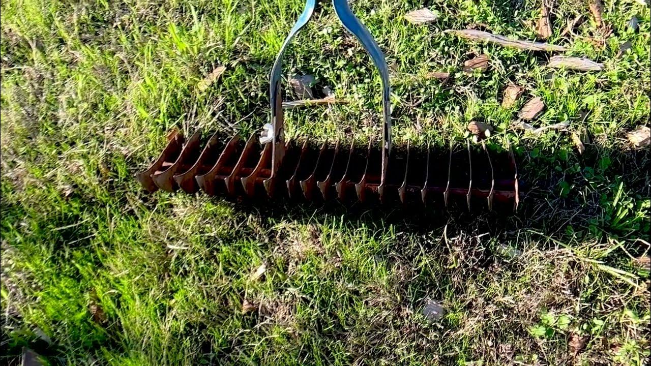 Thatching Rake - How To Use - YouTube