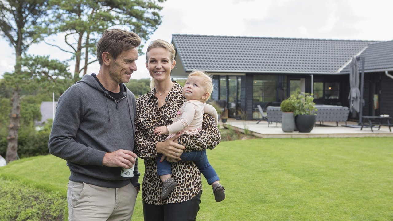 Derfor valgte Tina Lund og Allan Nielsen sommerhus fra EBK HUSE A/S - YouTube