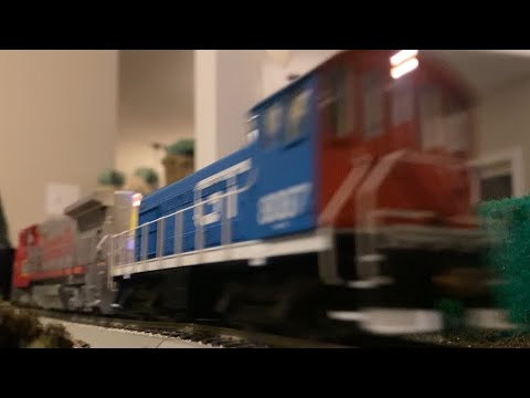 Short HO scale manifest with GT Alco leader and ATSF GE widecab - YouTube