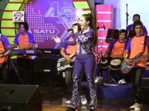 PENONTON VOC, CUCU CAHYATI  NEW DANGDUT KOPLO