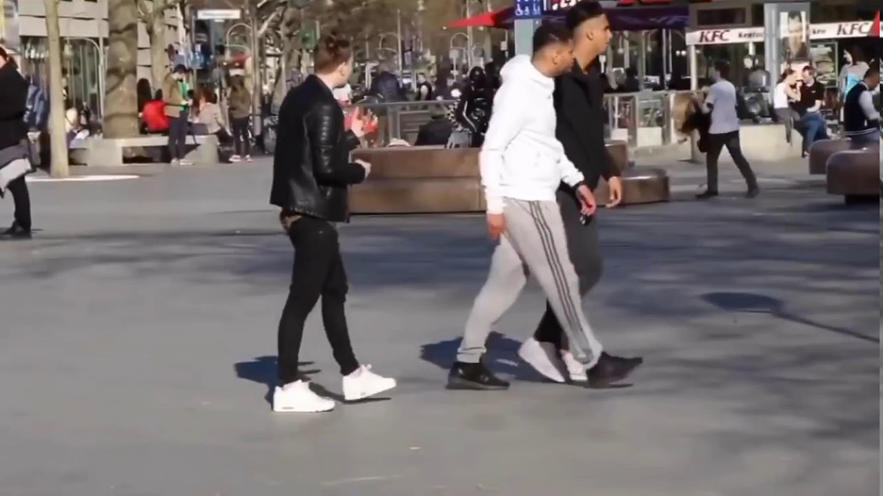 Yo Oli kriegt aufs Maul ! 😱😱👋🏻 - YouTube