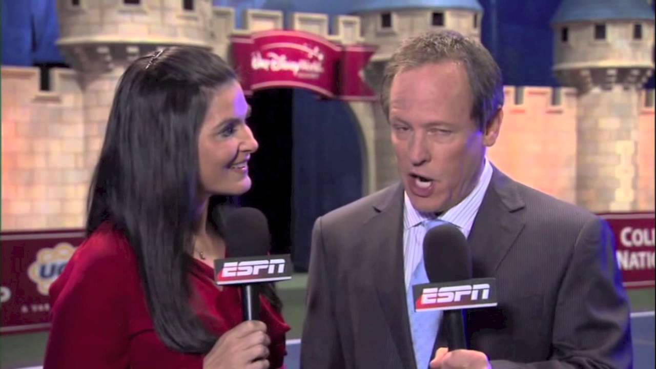 AMY BENDER HOST REEL 2 - YouTube