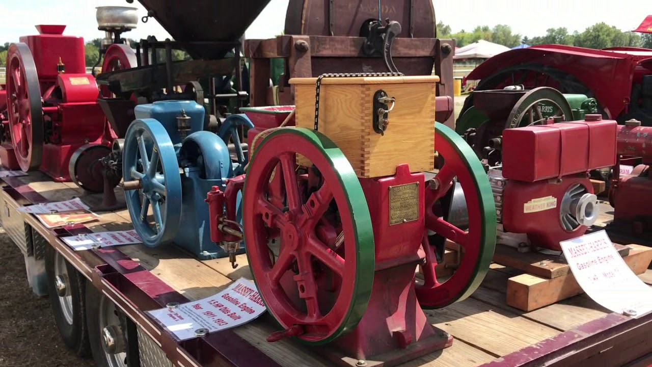 Hit and Miss Engines - YouTube