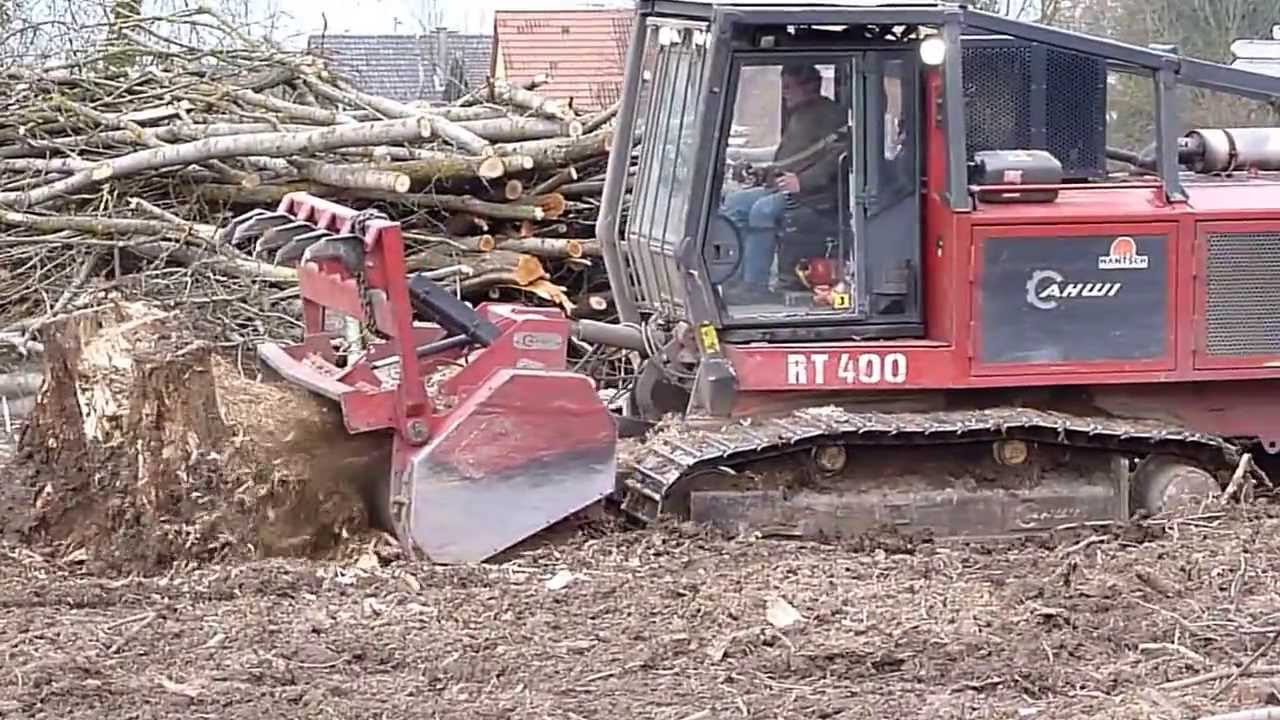 Broyage de souches Ahwi-Prinoth RT400 - YouTube
