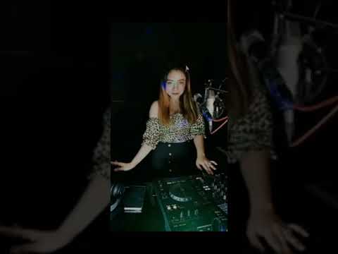 dj Rere r2m