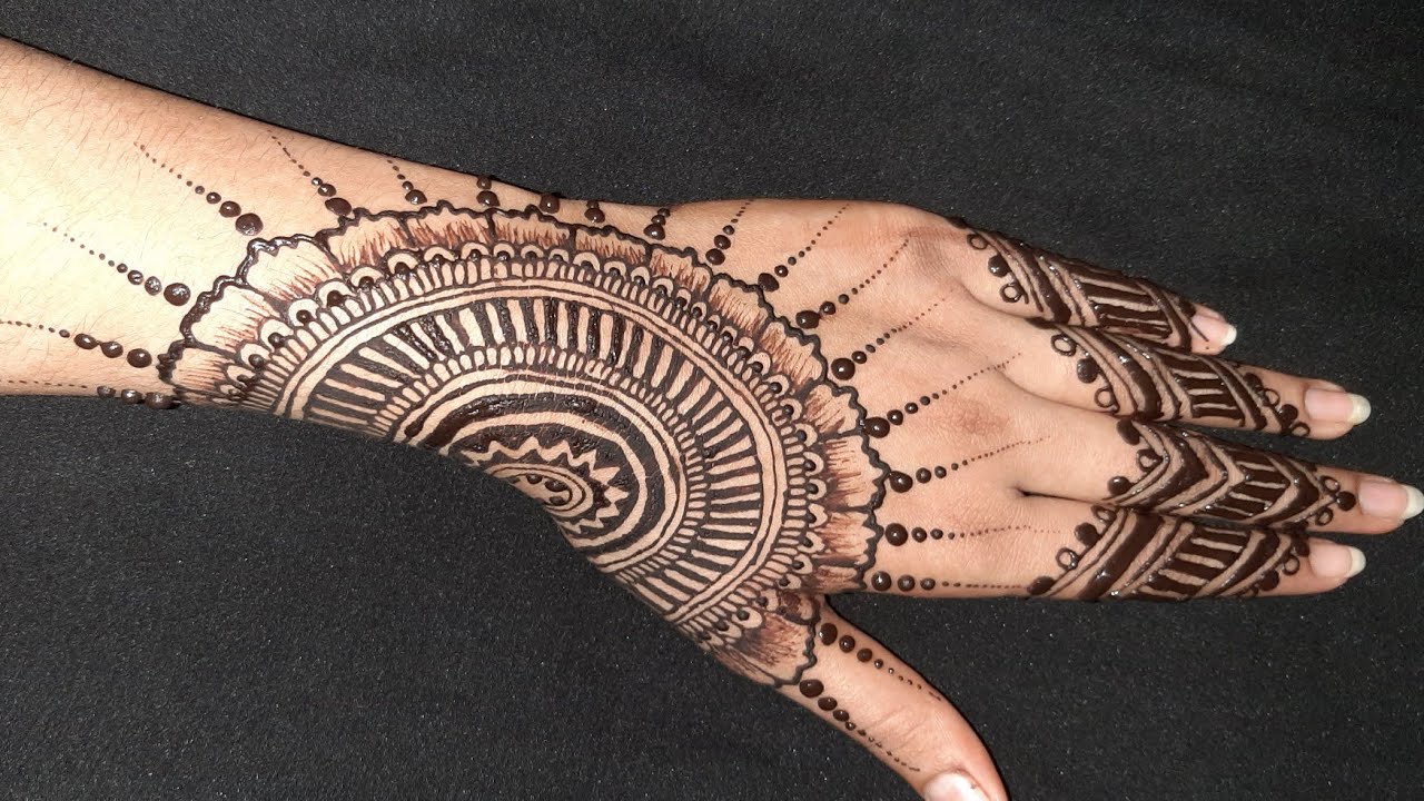 Designer Simple Easy plam Mehndi Design Henna Back hand Mehndi Gulf ...