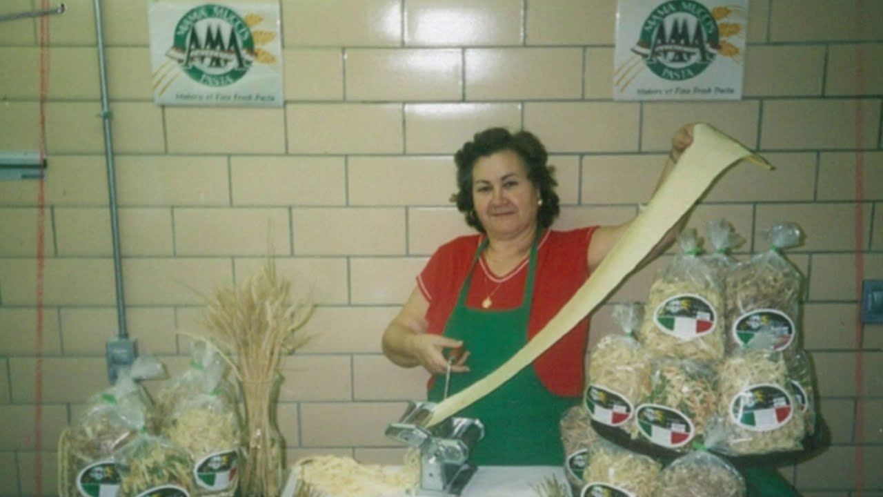Mama Mucci's on Live in the D - YouTube