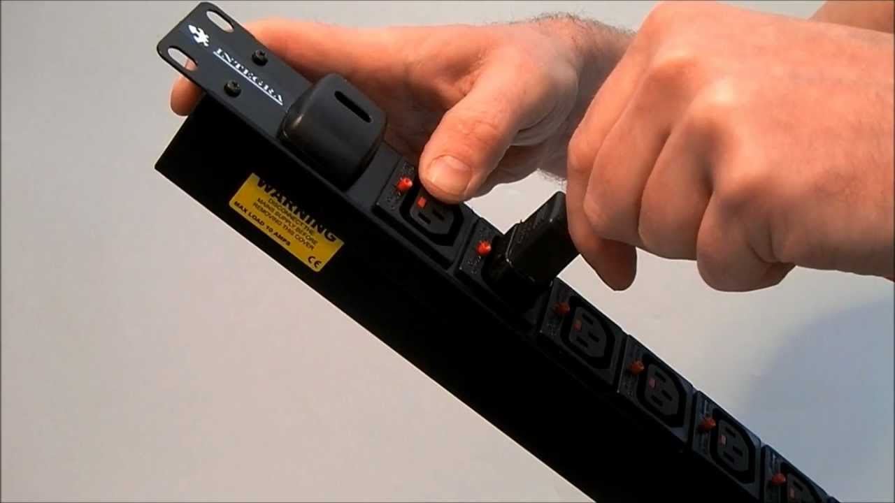 Locking IEC-C13 Rack Power & Leads from Netshop - YouTube