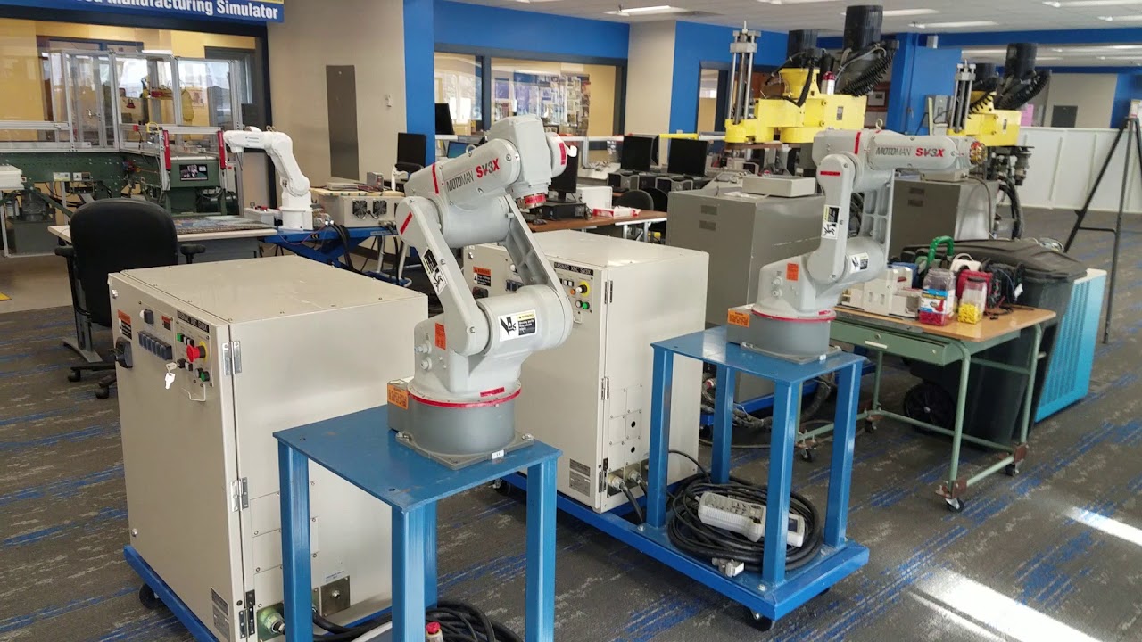 AMT Program Tour of an Advanced Manufacturing Center - YouTube