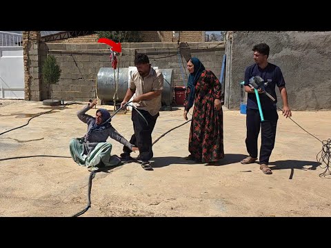 Amir attacks Soraya due to intense tension with Fatima in the presence of Ayas
