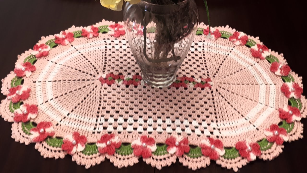 Crochet Daisy Flower Table Runner - YouTube