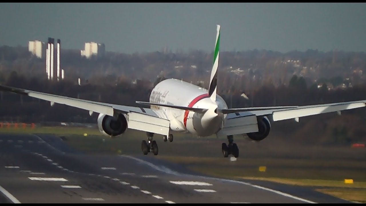 Emirates Boeing 777-300ER A6-ENW Landing & Takeoff at Birmingham ...