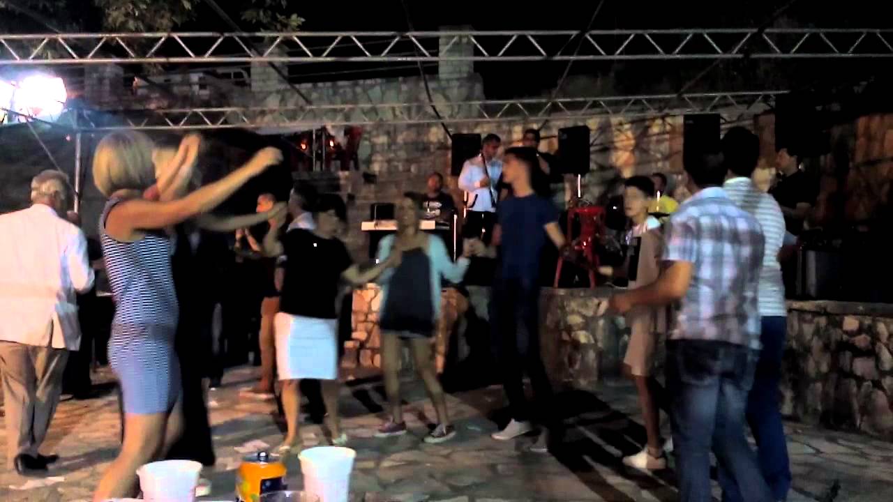 ΜΑΚΗΣ ΜΠΟΡΟΔΗΜΟΣ - ΓΡΗΓΟΡΗΣ ΛΙΟΛΗΣ ΚΑΠΟΙΑ ΜΑΝΑ ΠΙΚΡΑΜΕΝΗ,ΟΛΑ ΜΟΥ ΤΑ ...