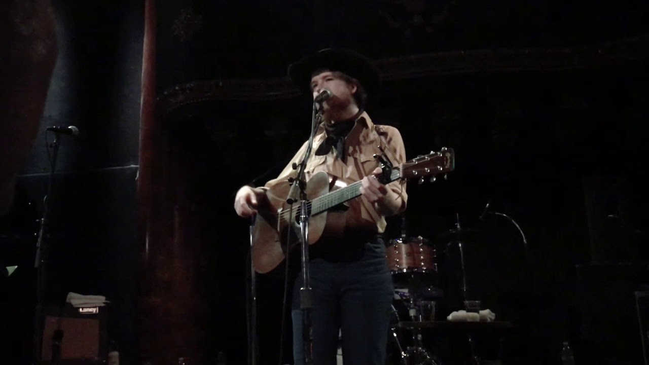 COLTER WALL -Double Diamond ranch - YouTube