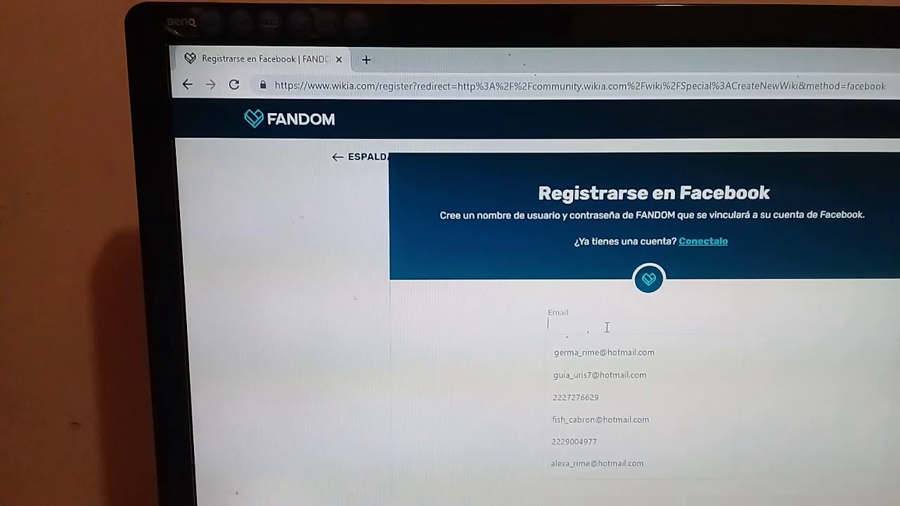 Como crear una cuenta wiki en fandom.com (facil y rapido) - YouTube