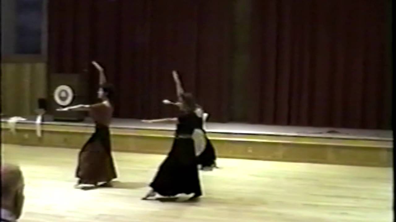 Miriam, Dancing in the Footsteps of a Prophetess - YouTube