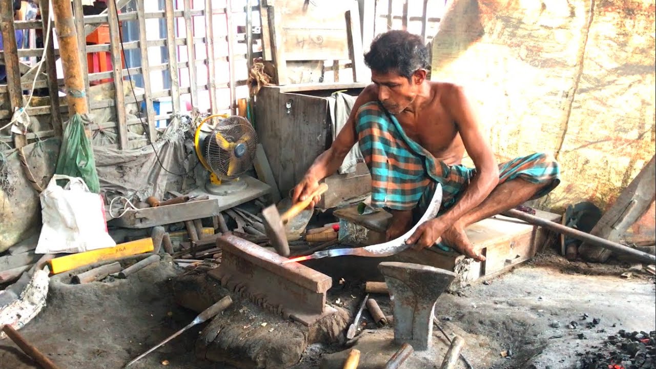 Blacksmith Skills || Blacksmith Shop || - YouTube