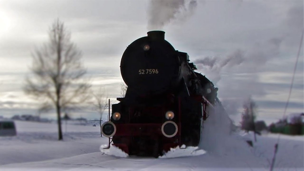 23 of 24 | Dampflok 52 7596 pflügt durch Schnee - YouTube