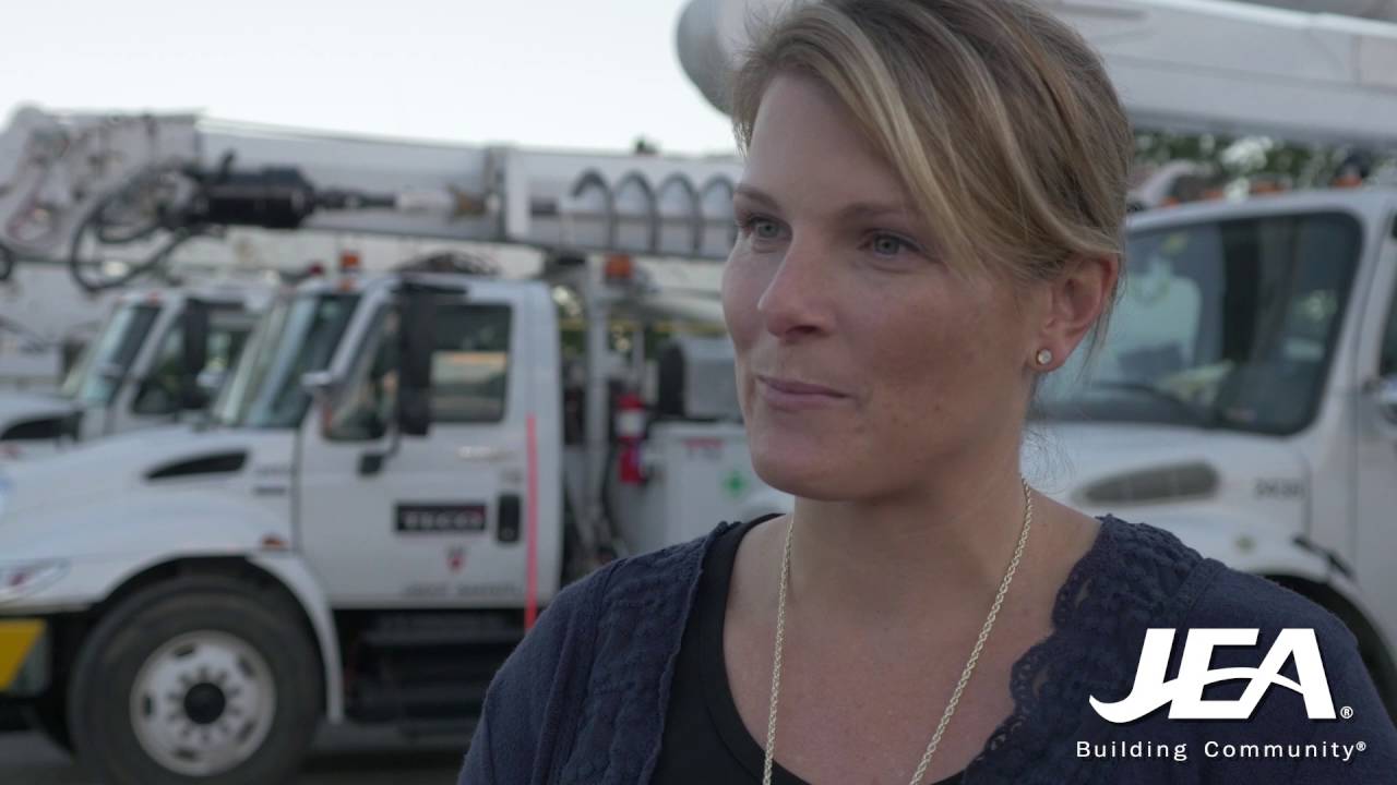 JEA Brings in Mutual Aid Crews to Help Restore Power - YouTube