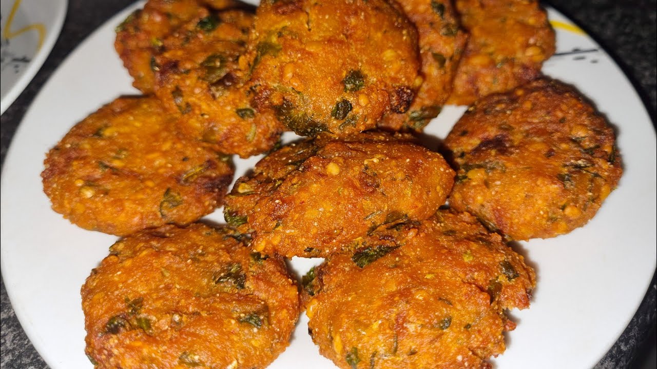 moong daal bhajiya/mag ni daal bhajiya gujarati recipe by Naazu - YouTube