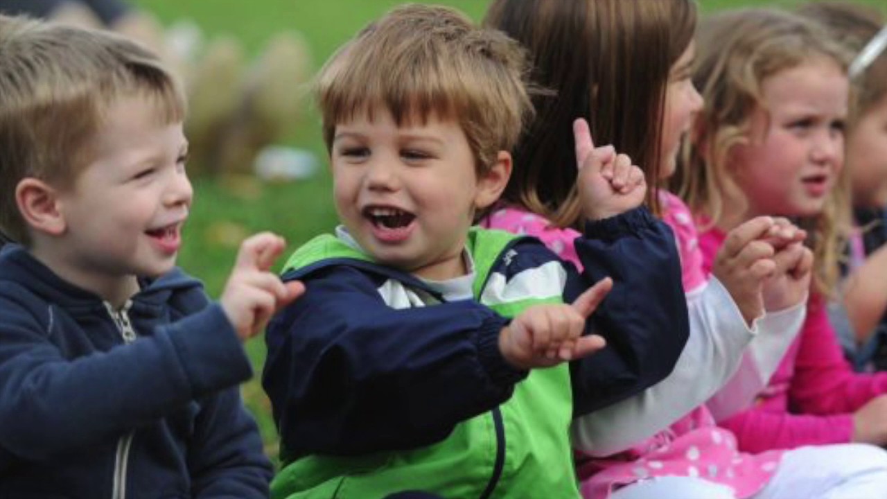 Deaf Culture/Identity - YouTube