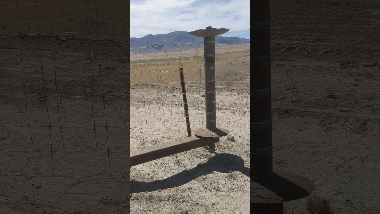 Mesh fence unroller - YouTube