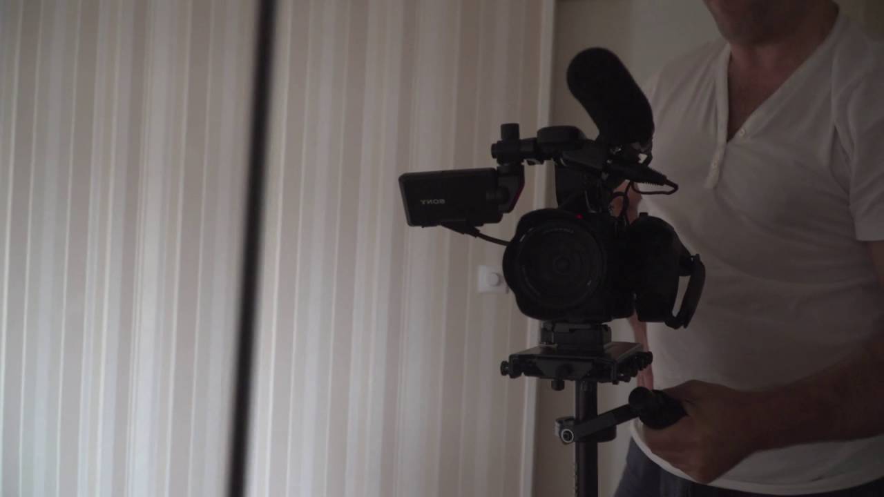 Glidecam HD2000 Stabilizer System - YouTube