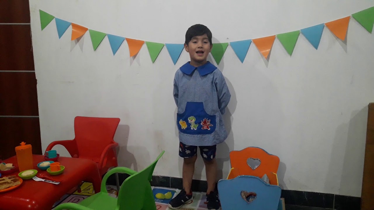 Tengo un oso chiquito orejudo y panzón - YouTube