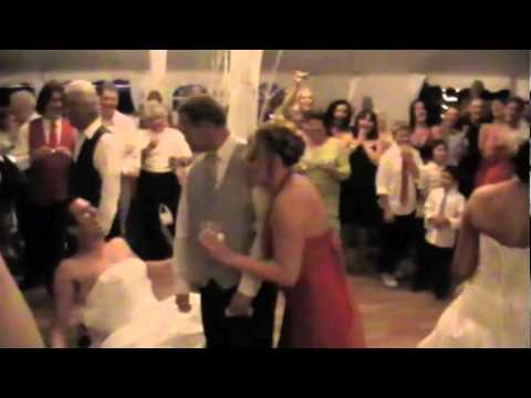 Hilarious wedding prank!! - YouTube