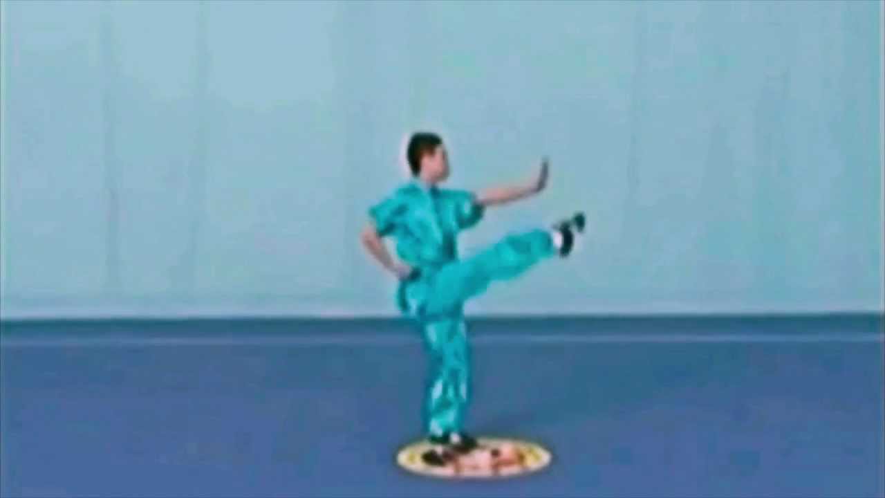 Wushu Chang Quan 2012 Compulsary Form 第三套国际武术长拳 - YouTube