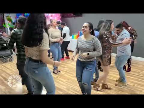 María Elena Los Caminantes