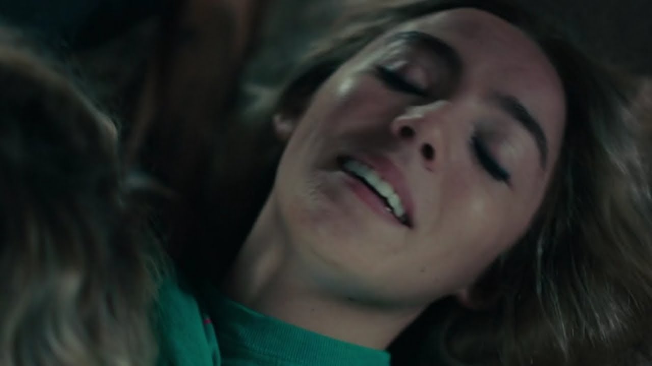 Titane (2021) Full Slasher Film Explained in Hindi | Adrien Summarized ...