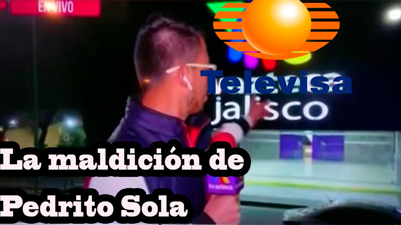 Reportero de TV azteca se equivoca y nombra a televisa - YouTube