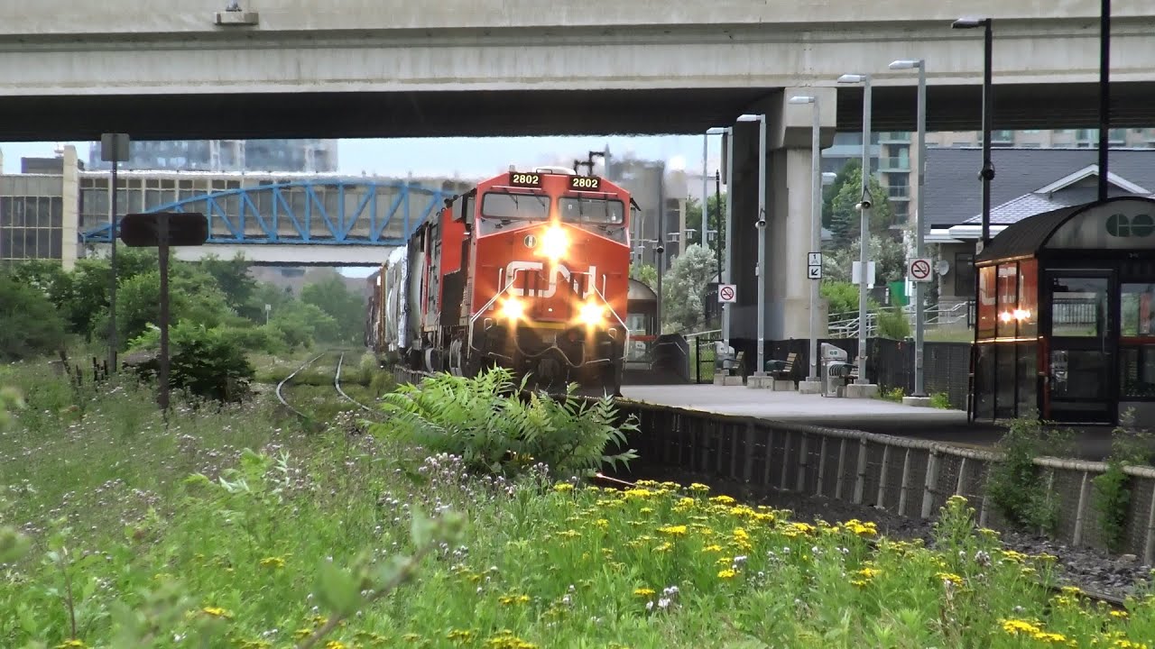 CN 2802 at Langstaff (27JUN2015) - YouTube